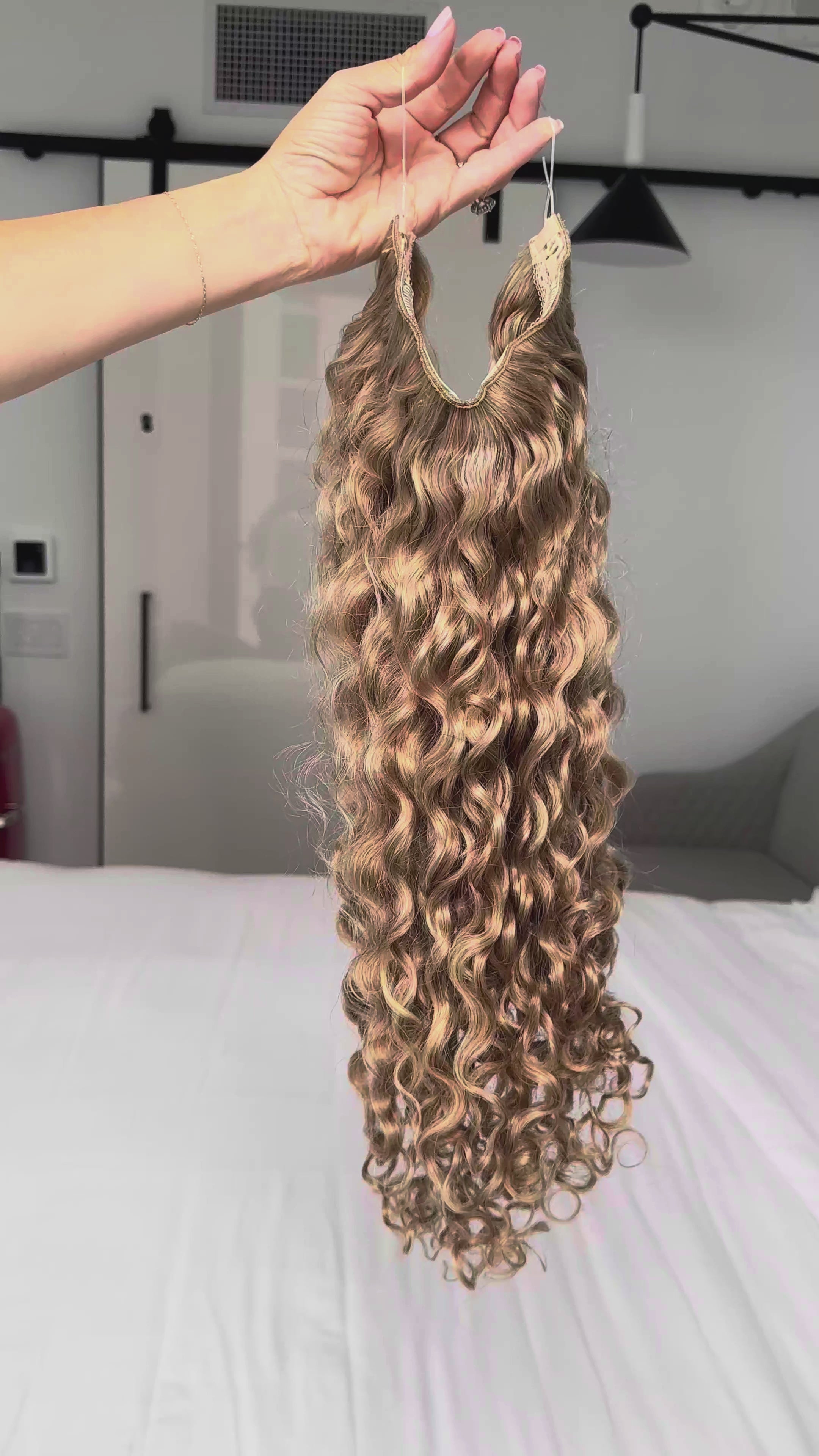 Ash Blonde Curly Slip-On Hair Extensions 180G 22” – Bebonia